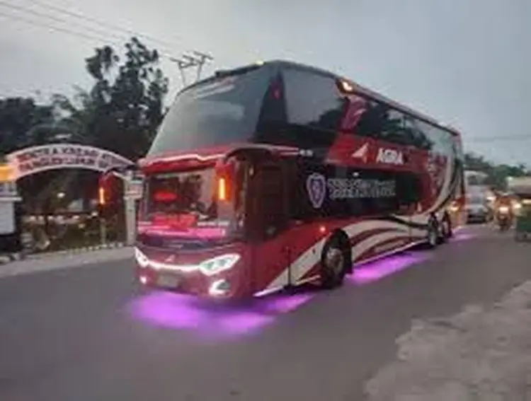10 Potret Bus yang Memilih Ganti Rupa Lewat Modifikasi Lampu, Jadi ...
