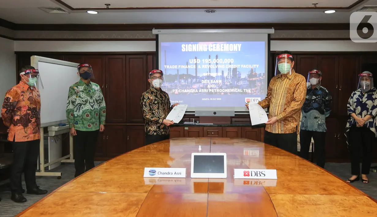 FOTO: DBS Indonesia Kucurkan Pinjaman Rp 2,9 T kepada Chandra Asri ...