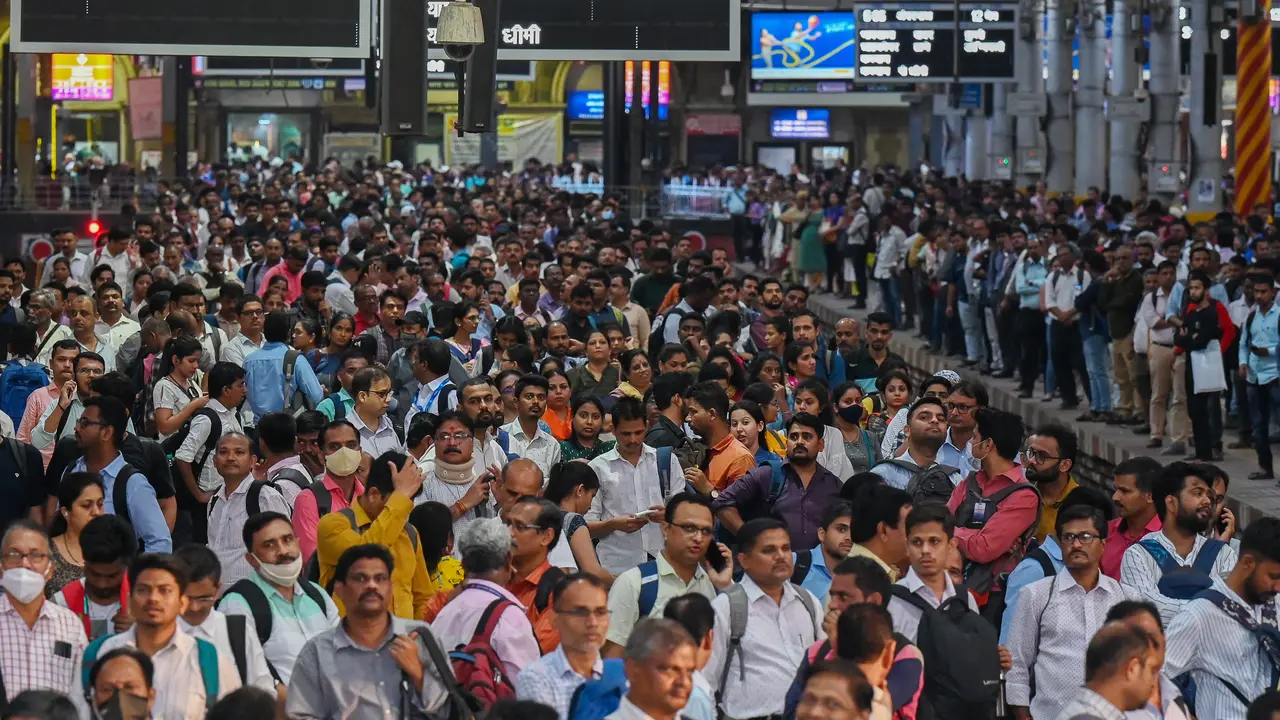 Ledakan Jumlah Penduduk India, Tantangan dan Peluang Negara Terpadat di ...