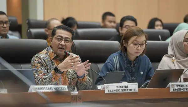 Usai Viral karena Jersey Pemberian Marselino Ferdinan Direbut Orang Lain, Kenneth Dapat Hadiah ...