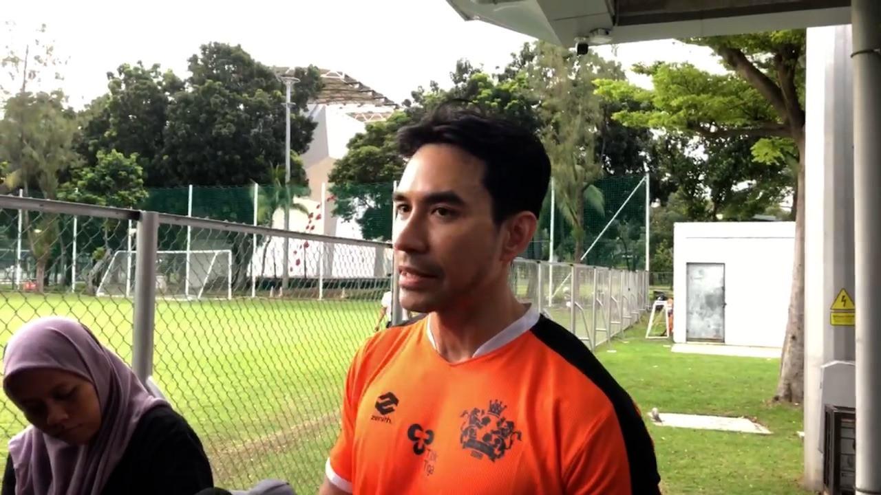 Darius Sinathrya Ungkap Kondisi Ayahnya yang Dirawat Intensif di Rumah ...