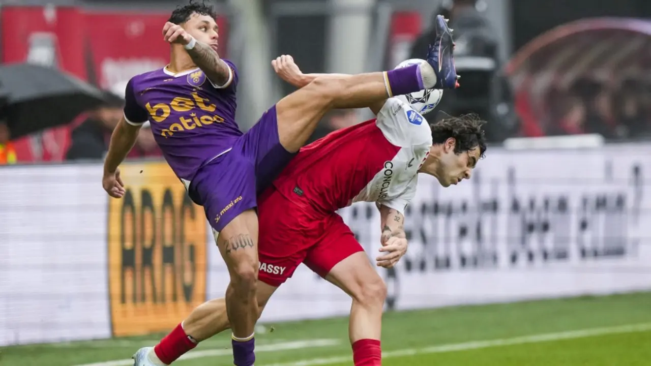 Tanpa Pemain Timnas Indonesia Dean James di Final, Go Ahead Eagles Juara KNVB Beker 2024 / 2025 ...