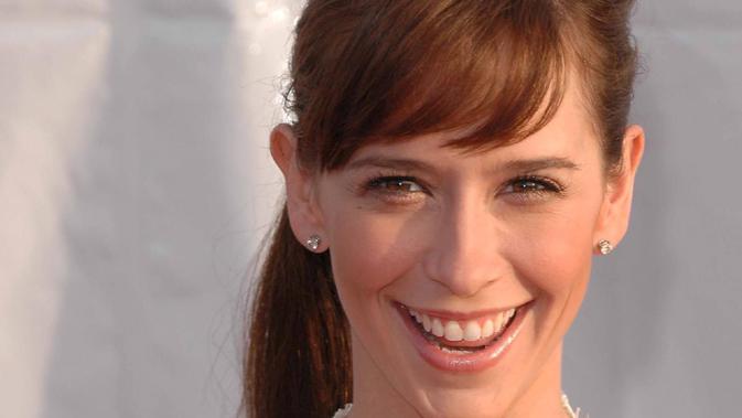Jennifer Love Hewitt Lahirkan Bayi Lelaki - ShowBiz Liputan6.com