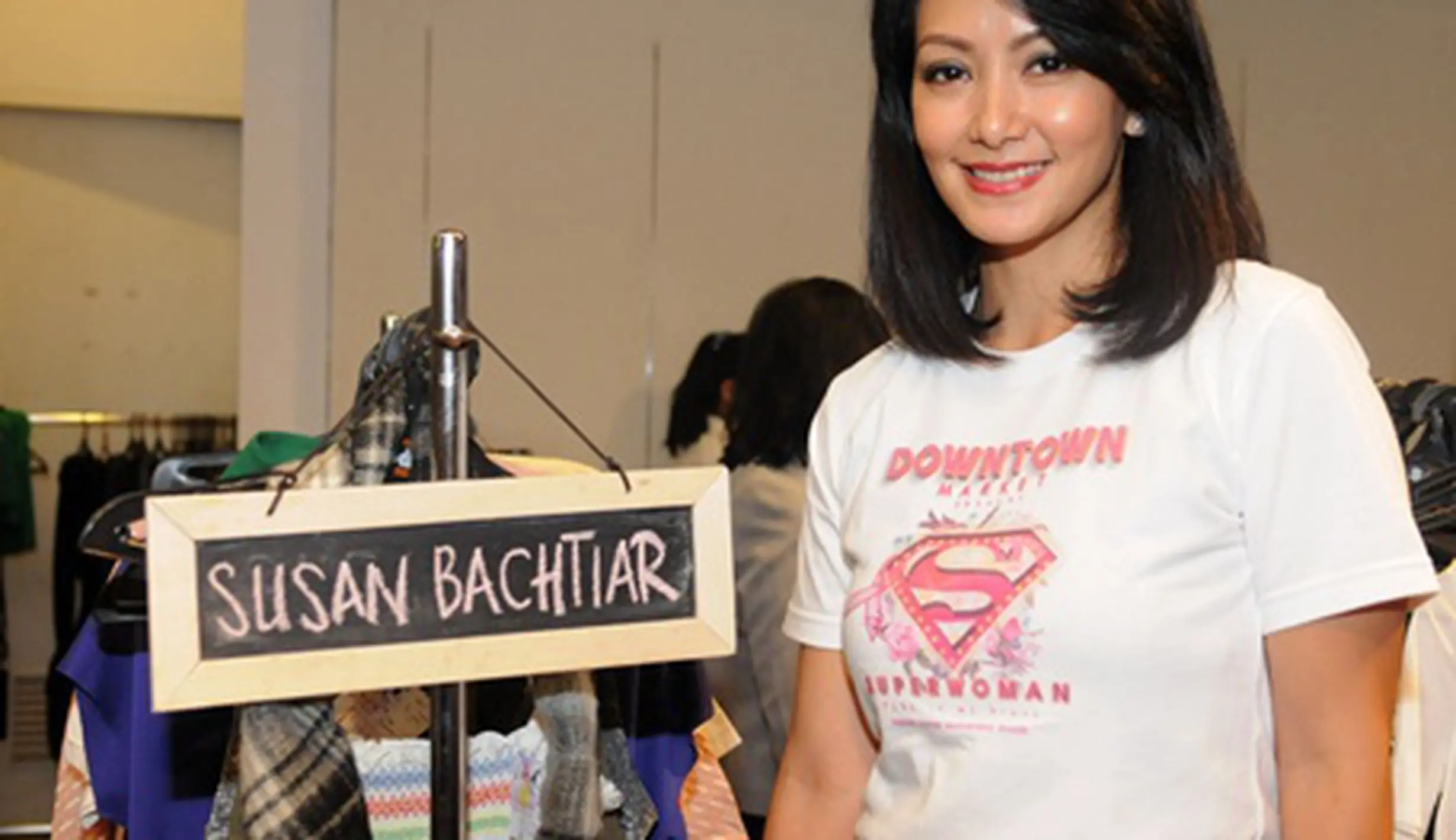 10 Artis yang Berusia di Atas 40 Tapi Makin Cantik & Mempesona