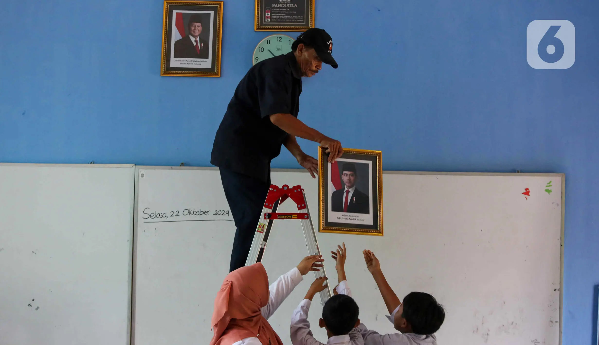 Sosialisasi Nama dan Wajah Presiden-Wakil Presiden yang Baru di SDN ...