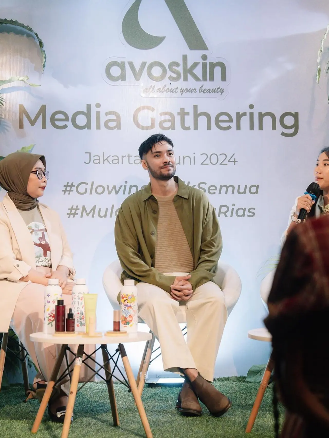 Refal Hady Bagi Tips Jaga Kesehatan Kulit: Dari Tidur Teratur, Minum ...