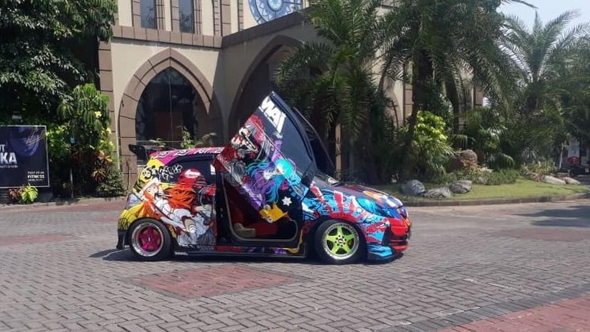 Keren, Honda Brio Satya Bergaya Racing Street - Otomotif Liputan6.com