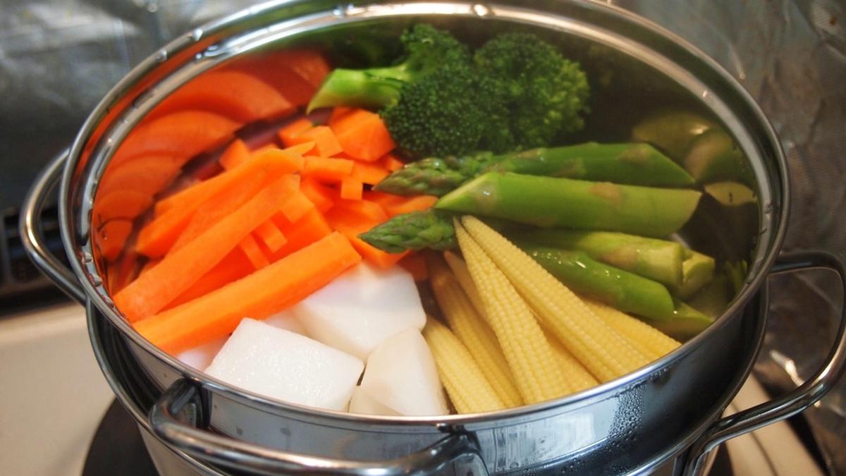 3 Manfaat Mengukus Makanan Selain Bikin Sehat Juga Bisa Menghemat ...