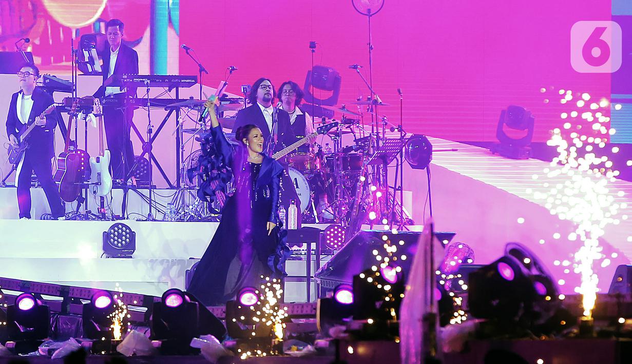 Cetak Sejarah, Raisa Jadi Penyanyi Perempuan Pertama yang Konser ...