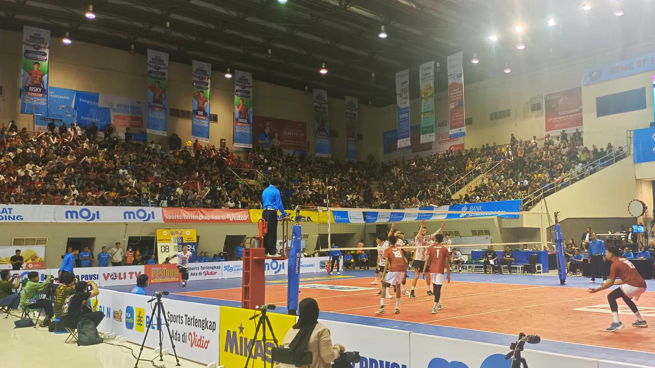 PLN Mobile Proliga 2024: Penonton Membeludak di Malam Minggu, Minta ...