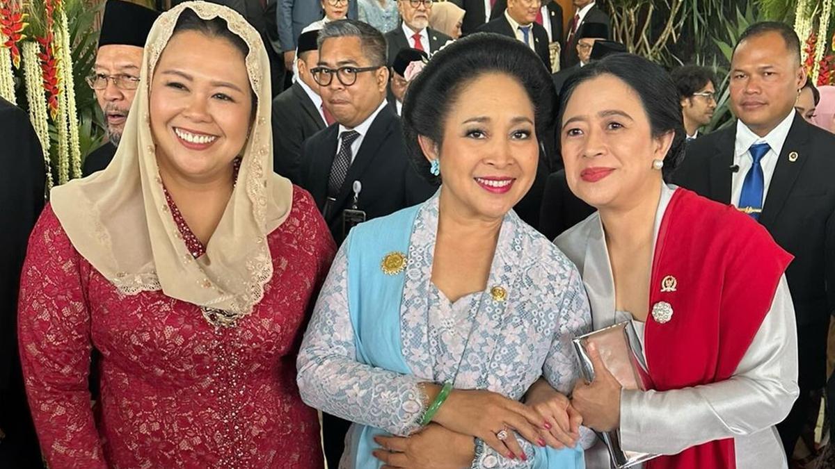 Momen Kebersamaan Titiek Soeharto dan Puan Maharani saat Foto Bersama - Foto Liputan6.com