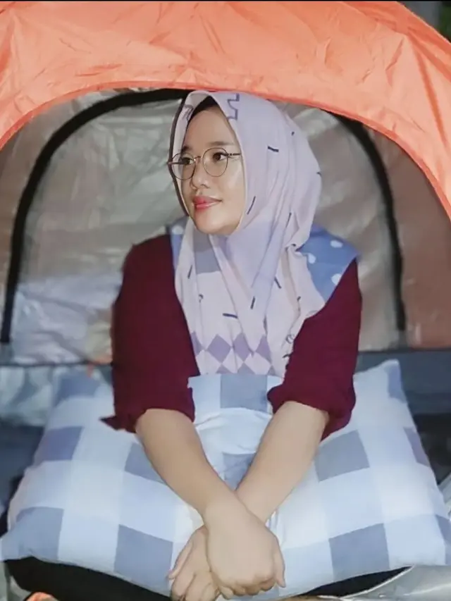 7 Potret Lawas Ayu Kartika Istri Andika Kangen Band, Foto Kuliah Bikin ...