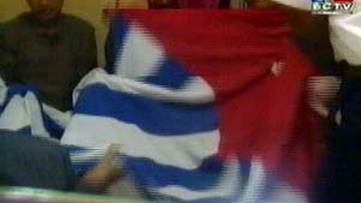 Theys Eluay Meminta Perubahan Status Tahanan - News Liputan6.com