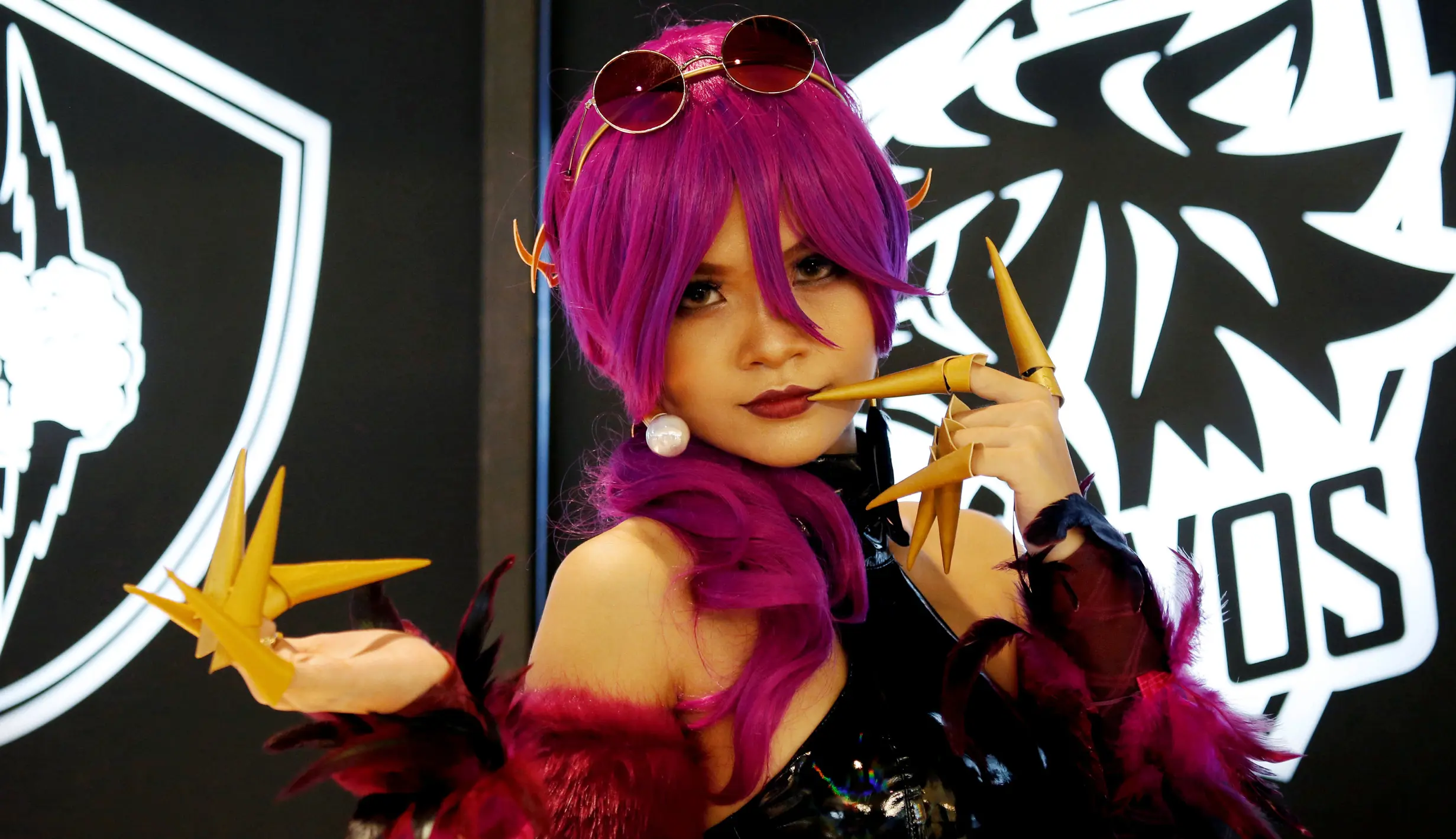 FOTO: Gaya Cosplayer Cantik Ramaikan Turnamen e-Sport di Vietnam - Foto ...