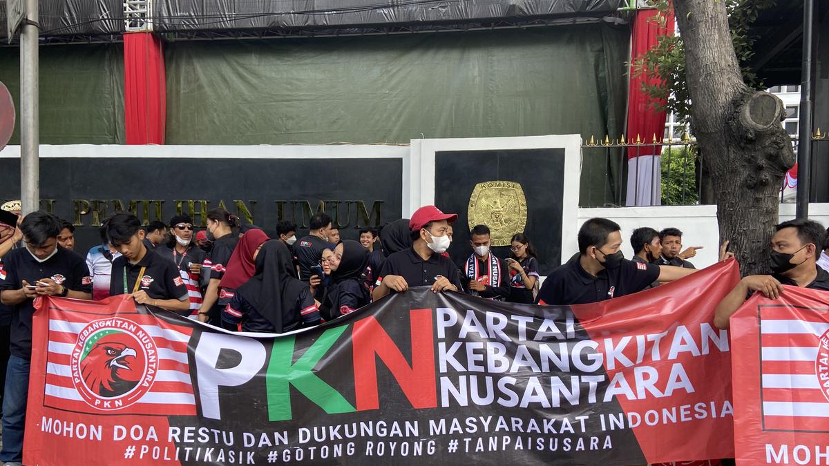 Daftar ke KPU, PKN: Kami Partai Baru tapi Pilotnya Berpengalaman ...