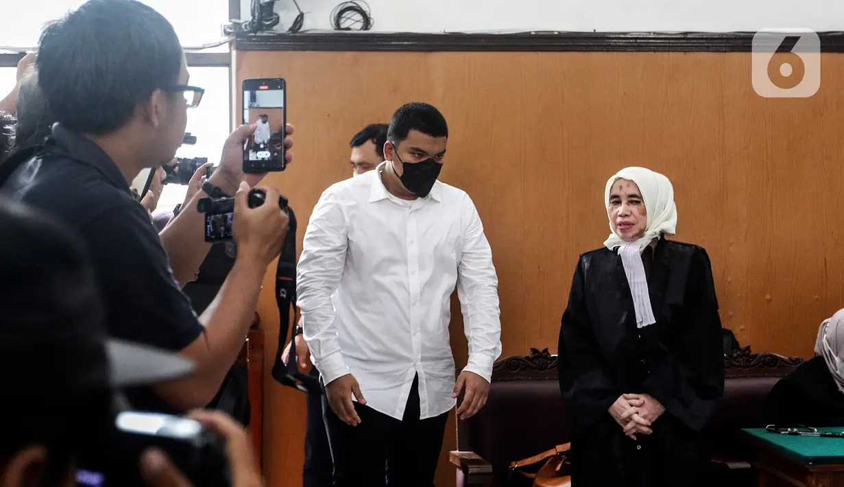 Sidang Perdana Shane Lukas, Ramai Dukungan Hingga Keluarga Kompak ...