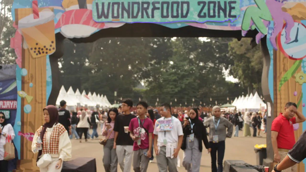 Sky Avenue 2025 Dipadati Pengunjung, Tampilkan Juicy Luicy, Reality ...