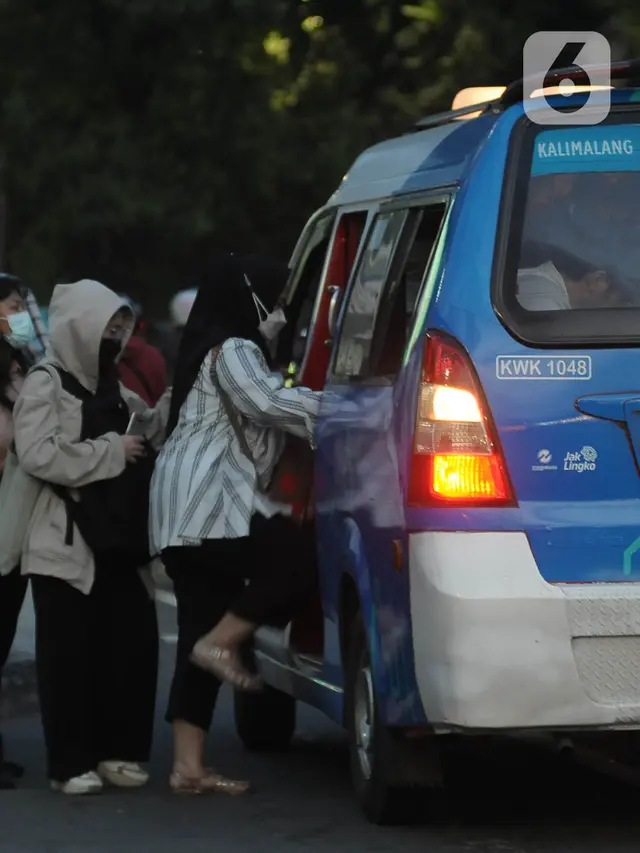 Akademisi: Subsidi BBM Lebih Adil Dialihkan ke Transportasi Publik