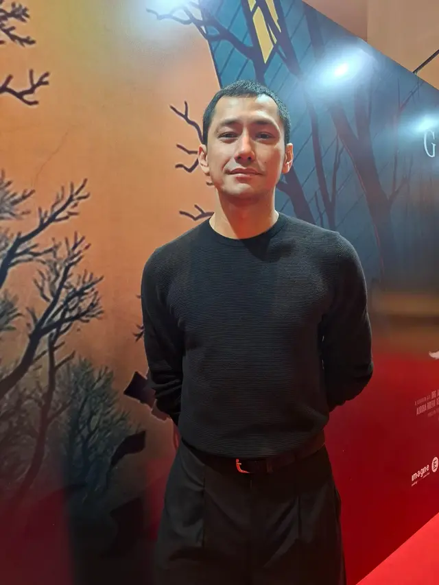 Revaldo Ubah Suara Jadi Lebih Berat Demi Film Samar, Berawal dari Dibilang Cempreng - ShowBiz ...