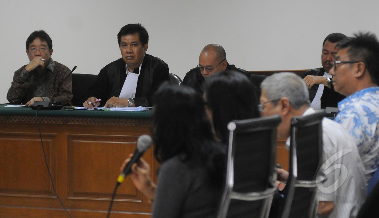 Presiden Direktur PT Sentul City Simak Keterangan Saksi - Foto Liputan6.com