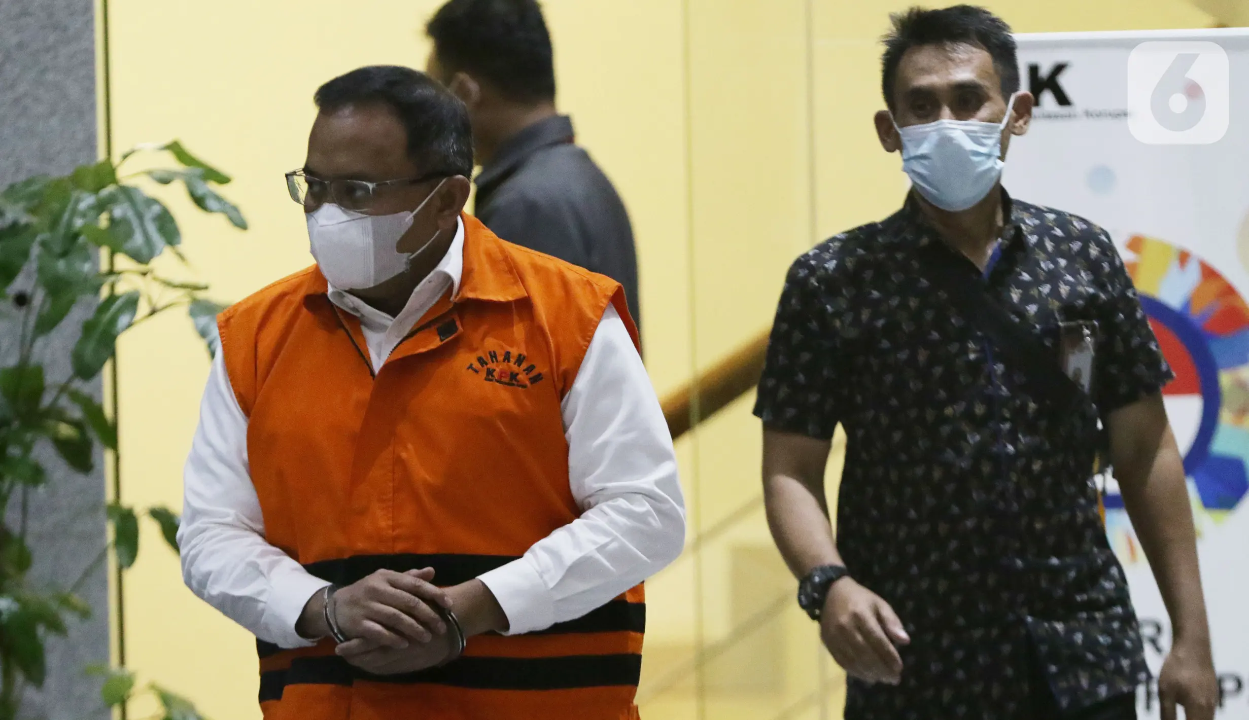 FOTO: KPK Lanjutkan Pemeriksaan Dua Tersangka Suap Musi Banyuasin - Foto Liputan6.com