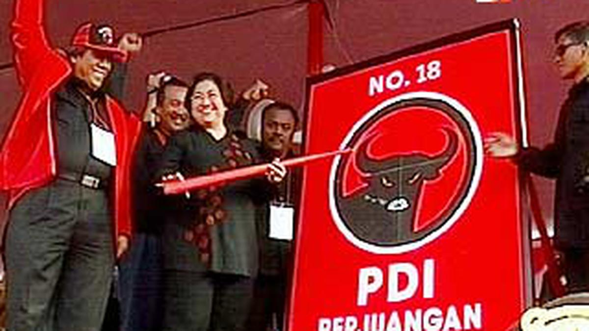 PDIP: 2012 Indonesia Harus Fokuskan Kedaulatan Energi - News Liputan6.com