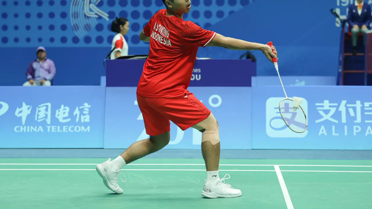 Hasil Bulutangkis Asian Games 2022: Anthony Ginting Melenggang ke 16 Besar - Ragam Bola.com