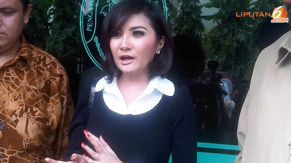 Bercerai, Kiki Amalia Tetap Jalin Komunikasi dengan Mertua - ShowBiz ...