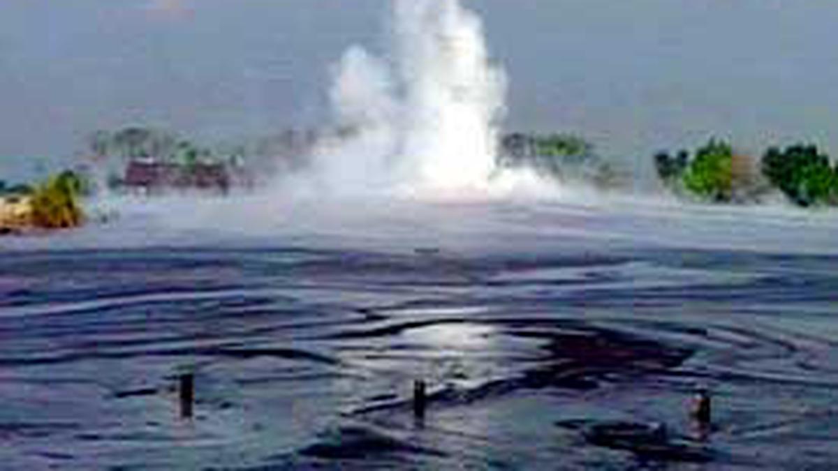 Lumpur Panas PT Lapindo Terus Mengalir - News Liputan6.com