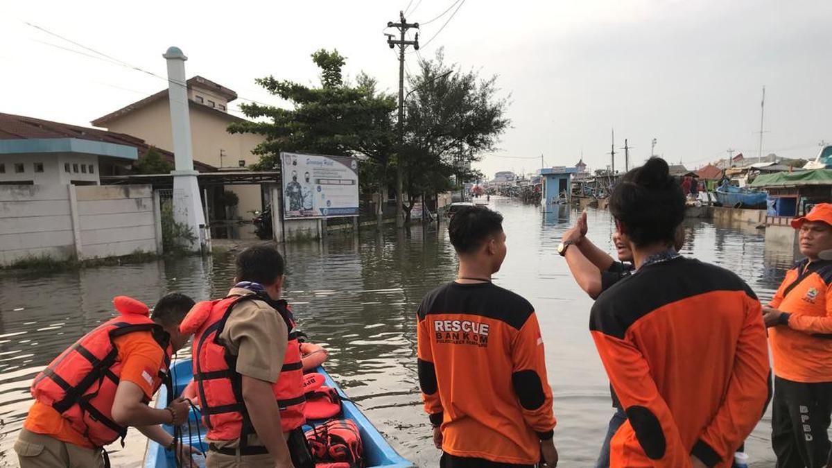 Parahnya Banjir Rob Semarang, Begini Kronologi Jebolnya Tanggul Pelabuhan