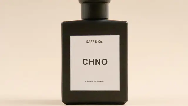 10 Rekomendasi Parfum Wanita Tahan Lama, dari Aroma Klasik hingga ...