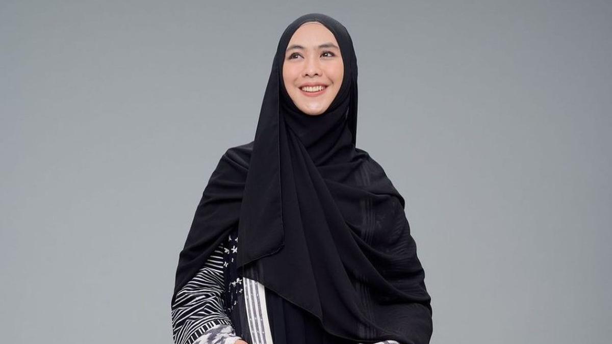 Oki Setiana Dewi Raih Gelar Doktor Kali Kedua, Hobi Belajar Hingga Titip Anak di Rumah Ria Ricis ...