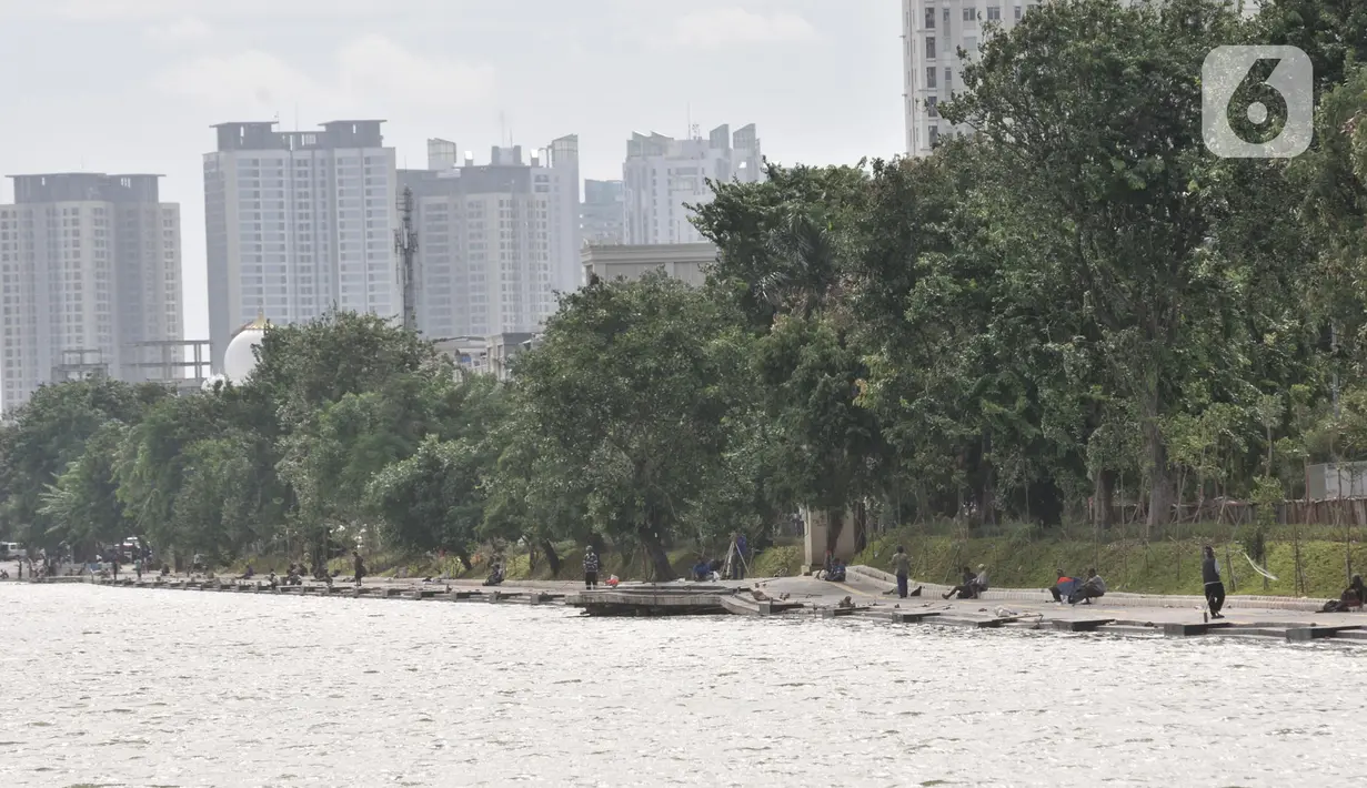 FOTO: Memantau Proyek Revitalisasi Taman Danau Sunter - Foto Liputan6.com