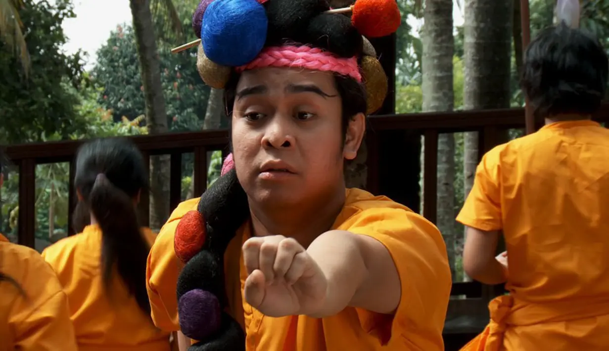 Foto-Foto Kenangan Olga Syahputra Sejak Awal Karir Hingga Sukses