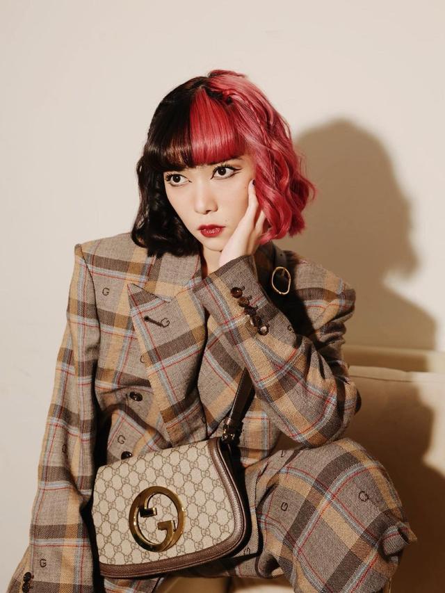 Tampil Nyentrik, Ini 6 Potret Isyana Sarasvati dengan Rambut Unik Dua ...