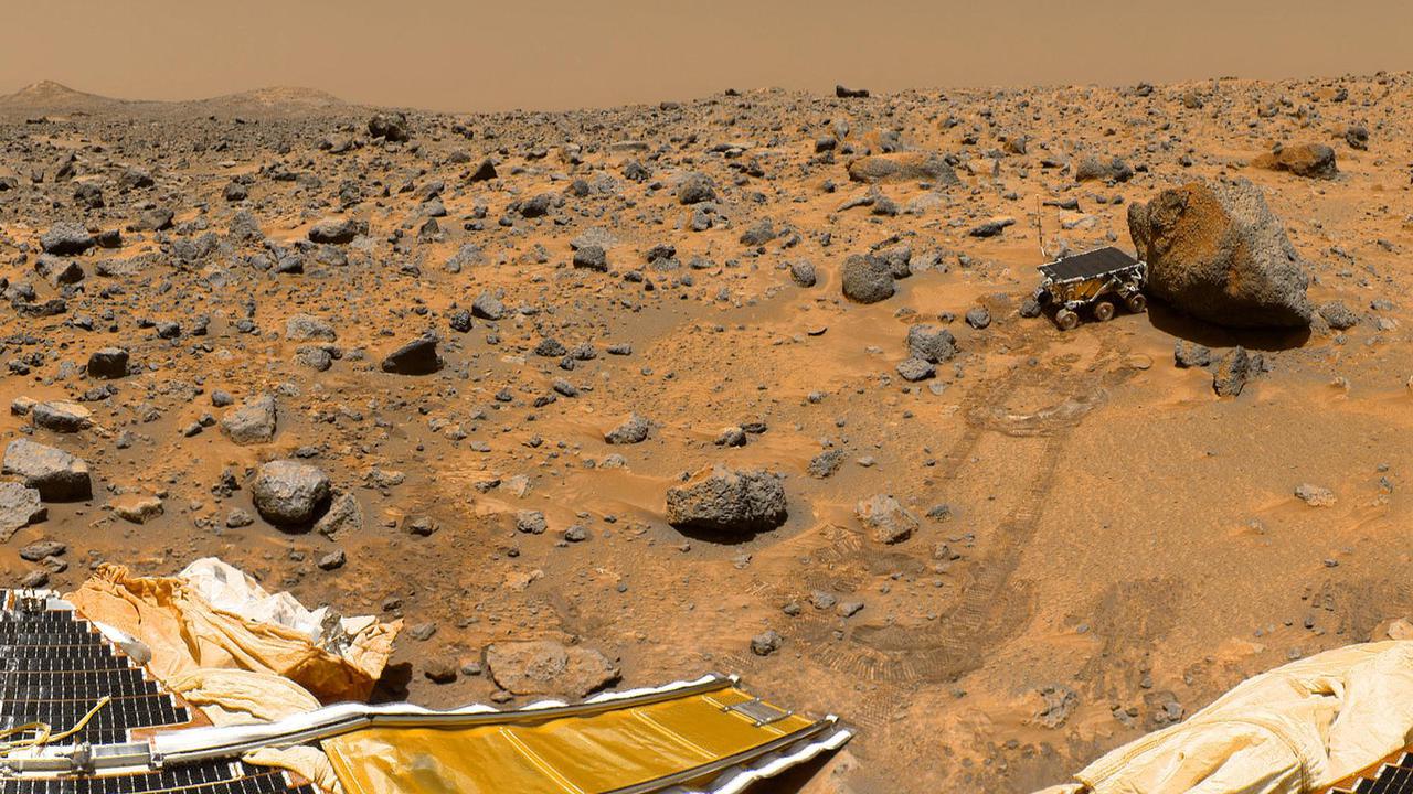 Batu Mars Terbesar di Bumi Terjual Rp107 Miliar di Lelang New York