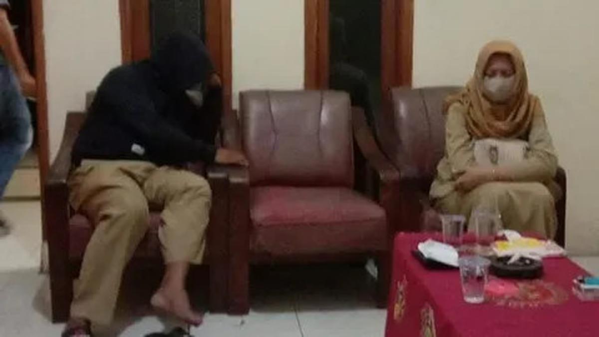 PNS Mojokerto Digerebek Suami Selingkuh dengan Pegawai Honorer Disanksi Etik, Pasangan ...