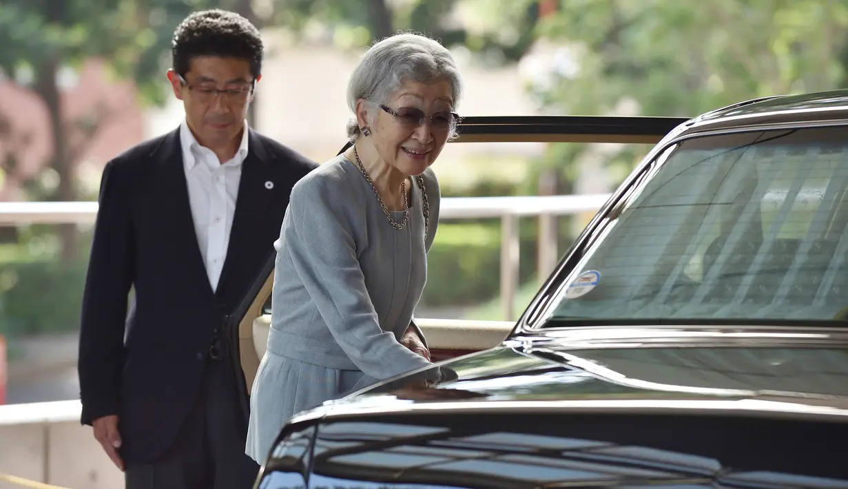 FOTO: Usai Operasi Kanker Payudara, Mantan Permaisuri Jepang Diizinkan ...