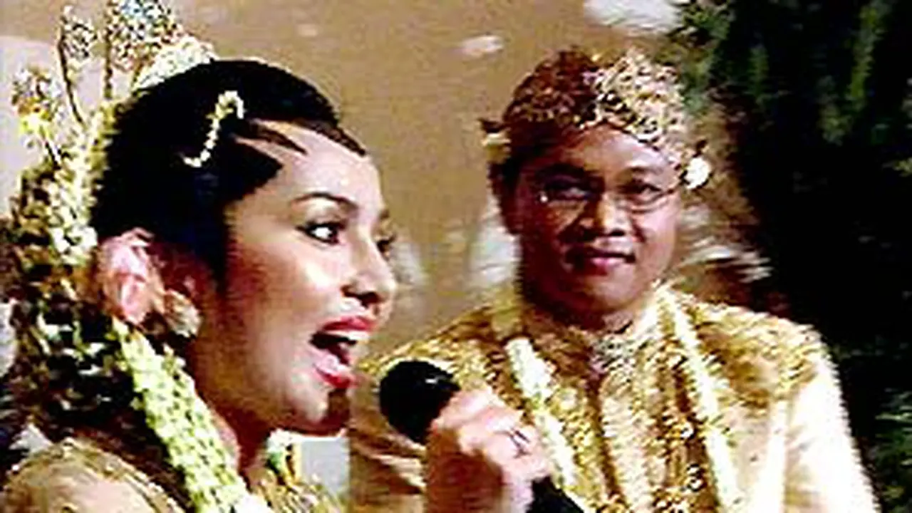 Ine Widayanti Menikah
