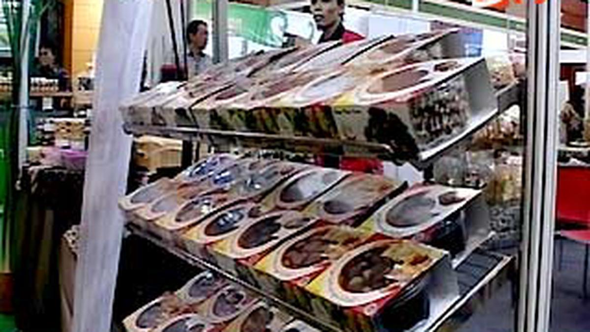 Tips Memilih Produk Makanan Halal - News Liputan6.com