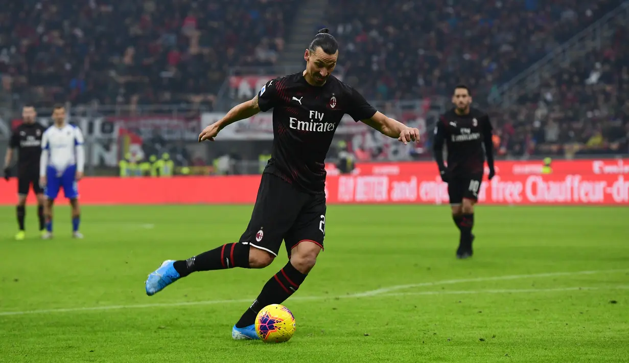 FOTO: Aksi Zlatan Ibrahimovic Saat Debut Lagi di AC Milan - Foto ...