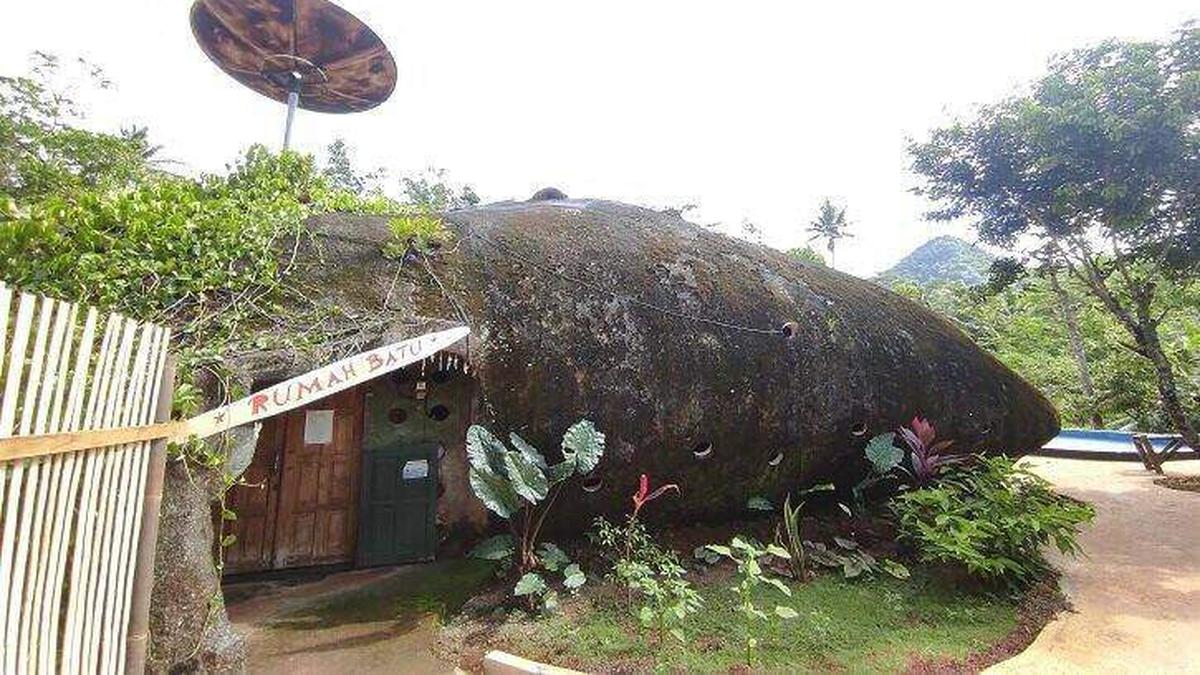 Bikin Melongo, Desain Rumah Batu Milik Warga Wonogiri Ini Sangat Unik