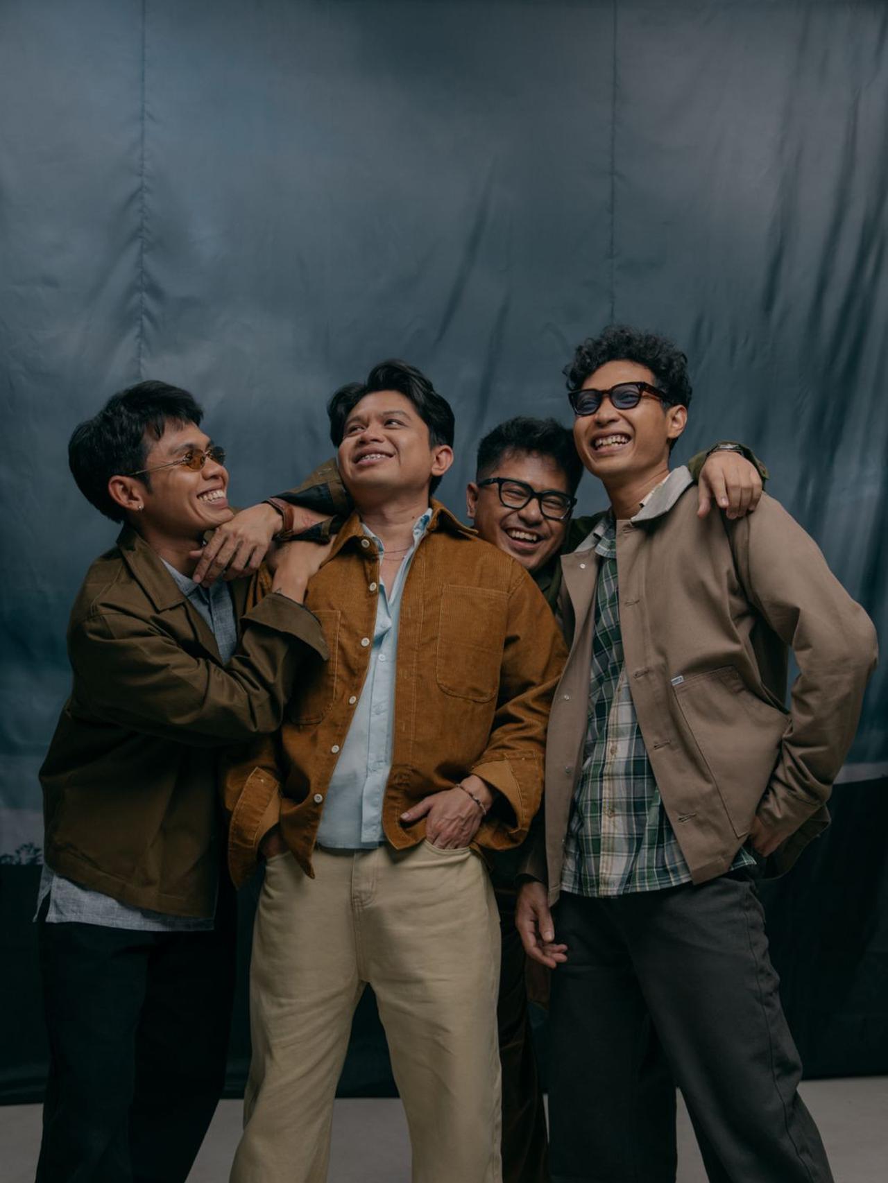 Lirik Lagu Gurun Hujan Karya Juicy Luicy, Tentang Rindu dan Kepo ...