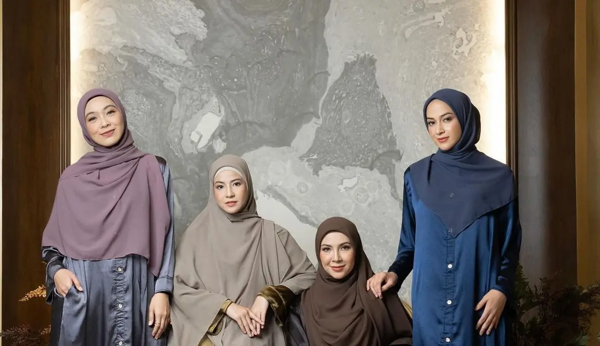 6 Gaya Geng Artis Natasha Rizky-Nina Zatulini Dibalut Gamis Elegan yang Bisa jadi Inspirasi ...