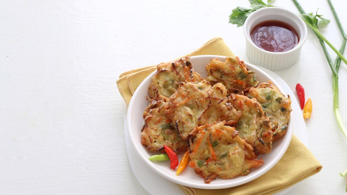 Cara Membuat Gorengan Bakwan Lebih Renyah Kriuk, Pakai Bahan Ini