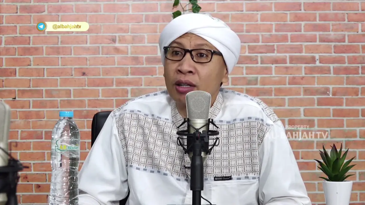 Bolehkah Muslim Mengucapkan Selamat Natal? Ini Pandangan Buya Yahya dan ...