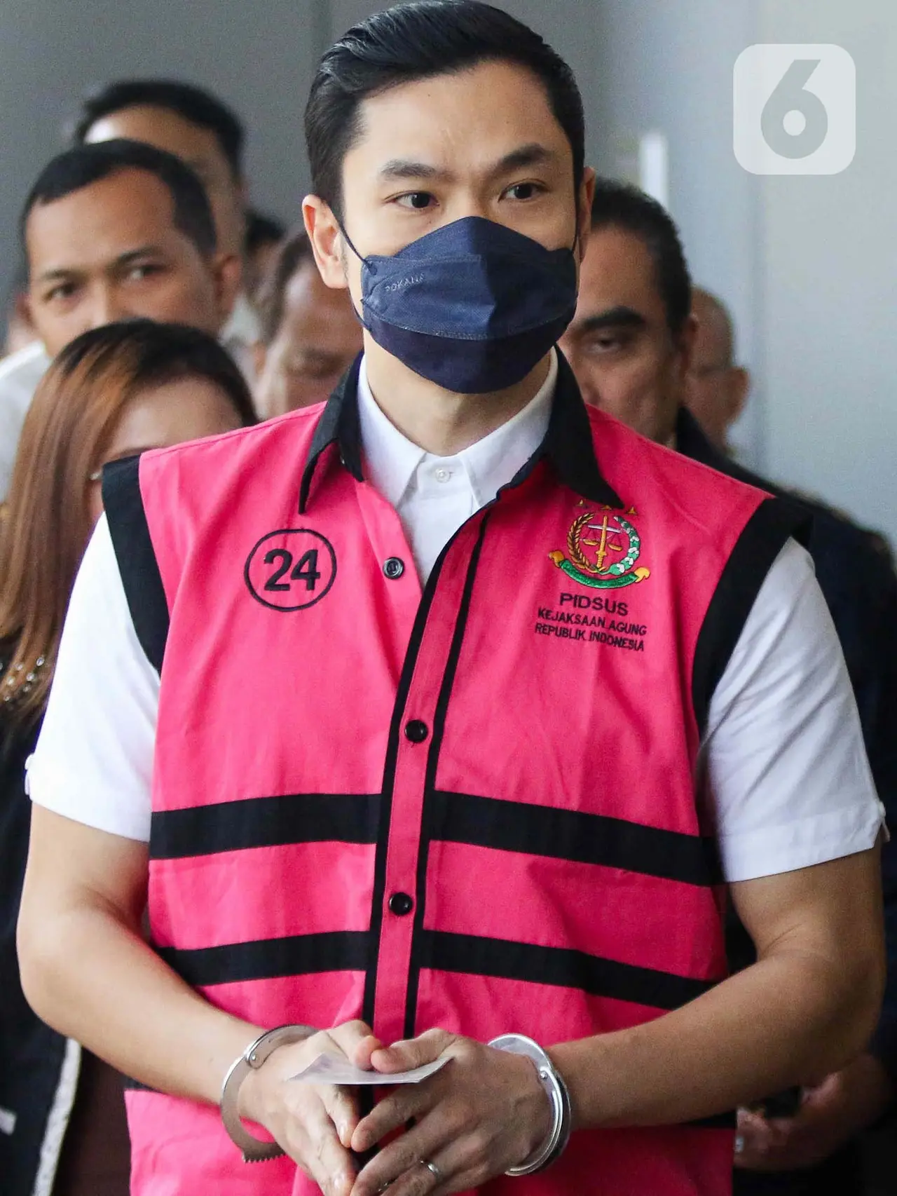 Harvey Moeis Jalani Sidang Perdana Kasus Korupsi Timah Hari Ini - News Liputan6.com