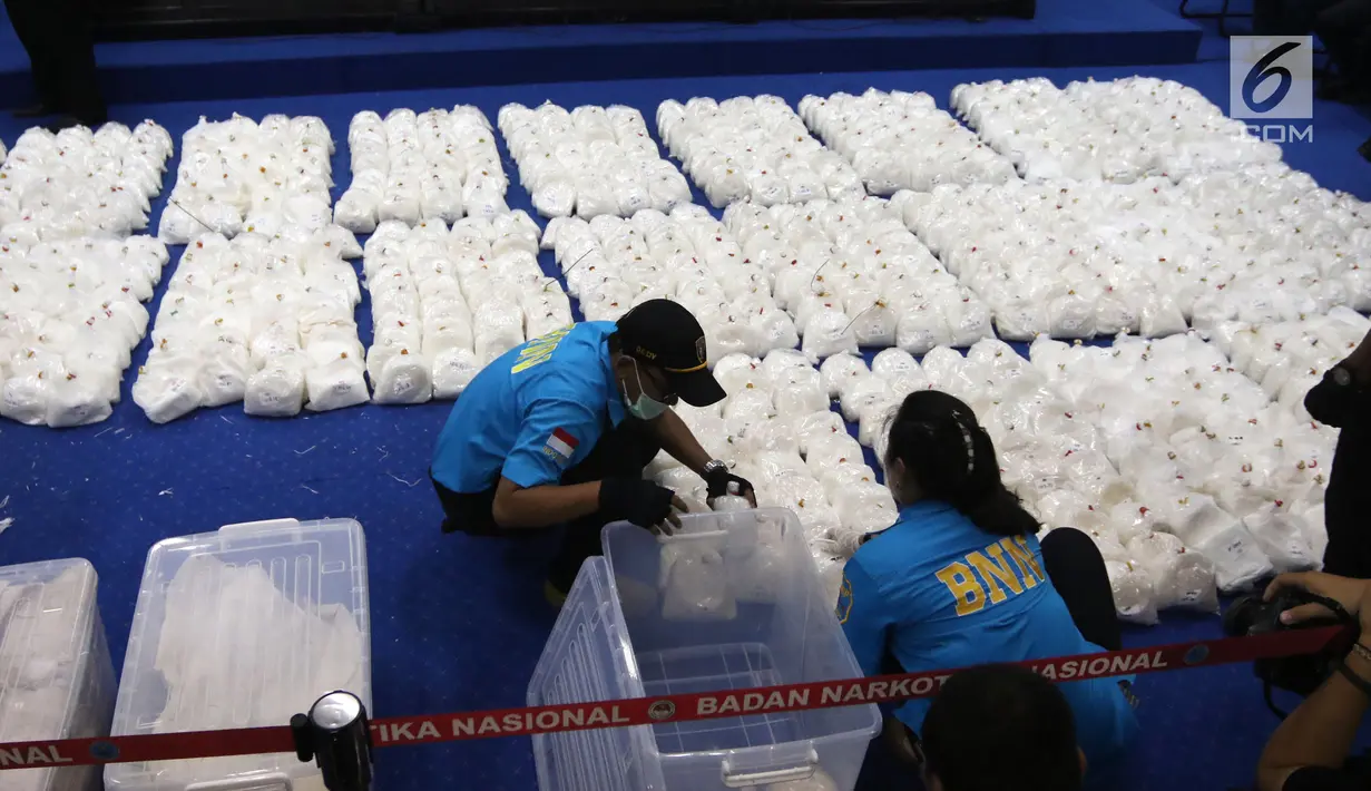 FOTO: Wujud Sabu 1 Ton yang Diselundupkan Lewat Perairan Batam - Foto ...