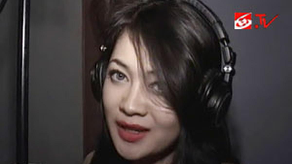 Indah Dewi Pertiwi Rekaman Album Baru - ShowBiz Liputan6.com