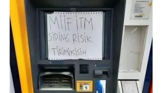 6 Tulisan di ATM Rusak Ini Bikin Geleng Kepala - Hot Liputan6.com